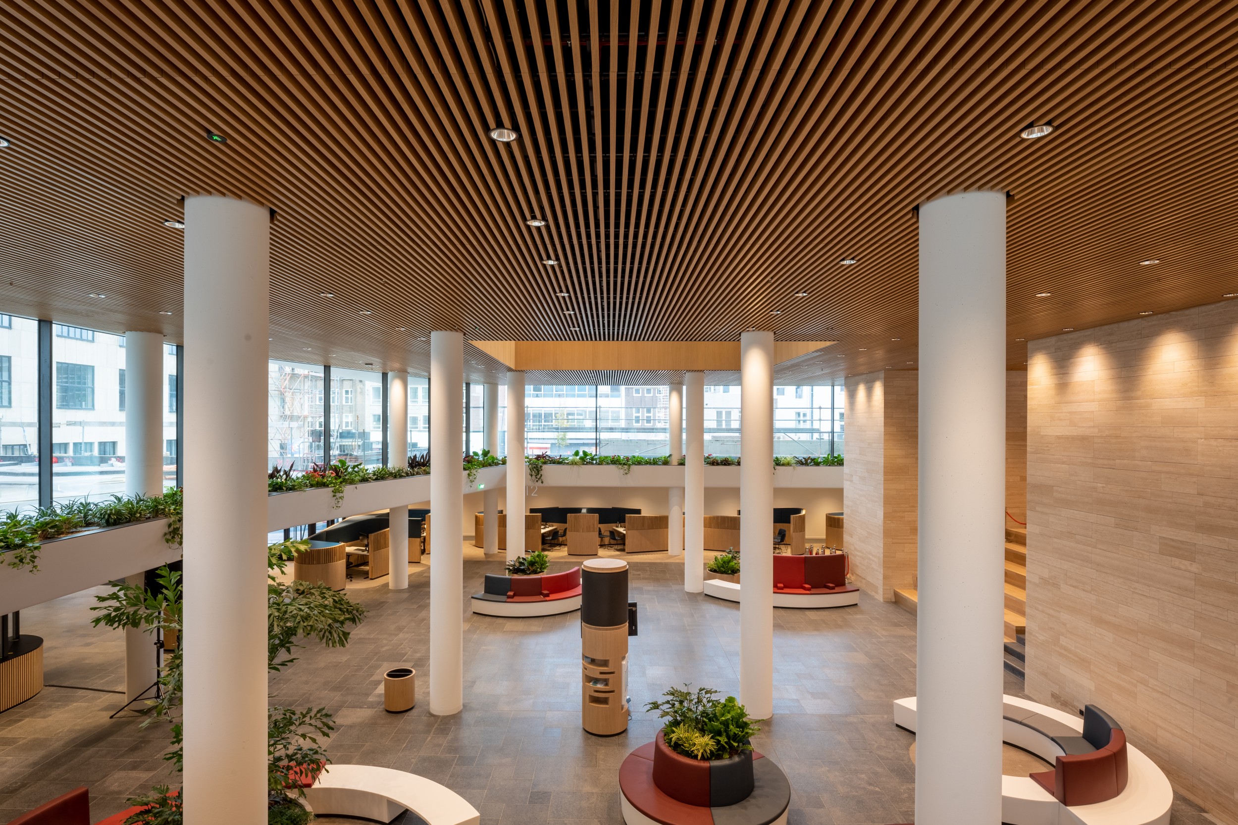 Hunter Douglas Wood Ceilings and Wall Systems CPD